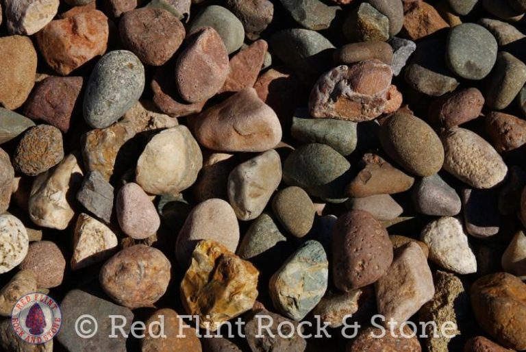 1 1/2" X 3/4" Red Flint River Rock - Natural Crushed Rock, Interior ...