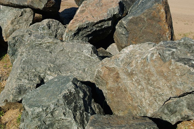 Grey Mist Boulders +18" - Natural Crushed Rock, Interior/Exterior ...